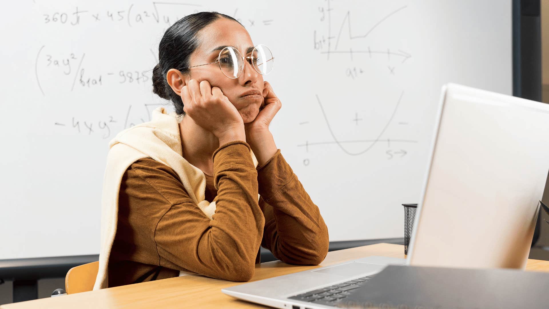 12 Lessons Schools Refuse To Teach That People Have To Learn The Hard Way Yourtango