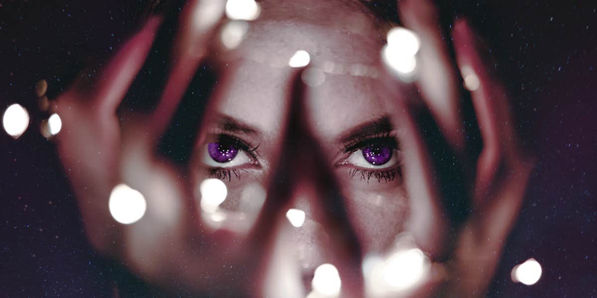 Are Purple Eyes Real What Causes One Of The Rarest Eye Colors Yourtango