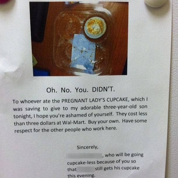 10 Passive Aggressive Office Notes From Angry Workers Yourtango