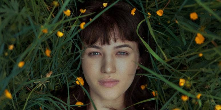 How To Do A New Moon Ritual That Helps Each Zodiac Sign Find Happiness Deborah Roth Yourtango