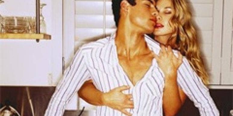 Do Men Prefer A Pretty Face Or A Curvy Bod Yourtango