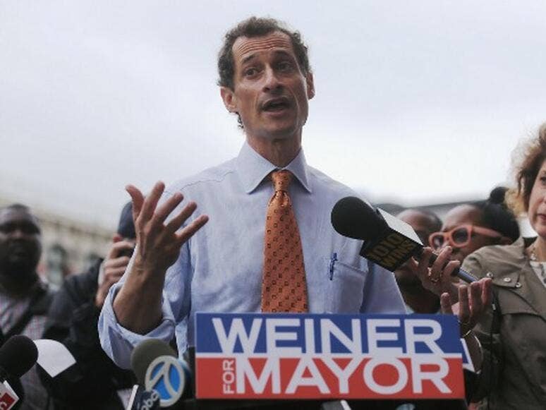 Sex And Politics A Letter To Anthony Weiners Sexting Partners Hadley Earabino Yourtango