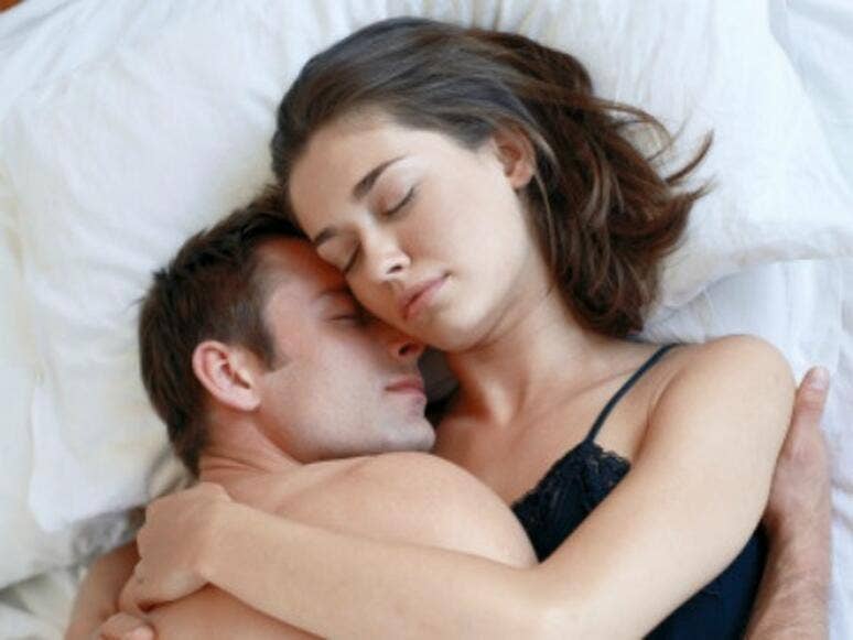 5 Tips For Sleeping Peacefully As A Couple Yourtango 5760