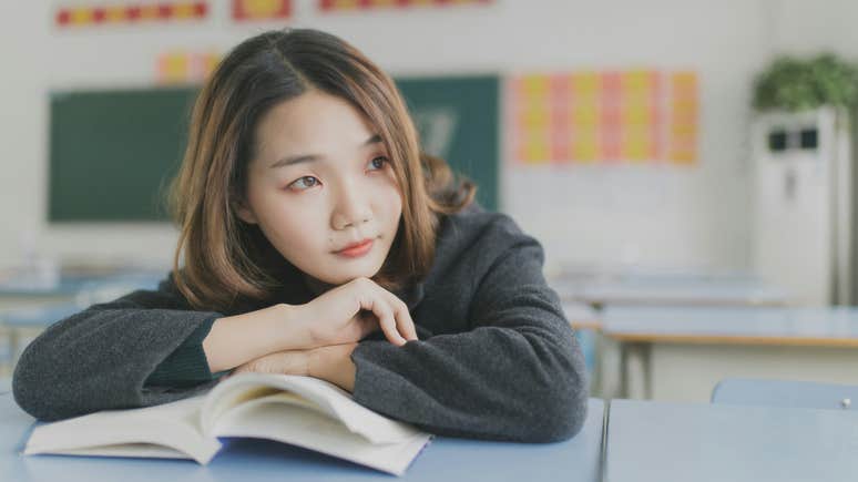 Teacher Admits Over Half Of Her Seniors Are Failing And Wont Graduate