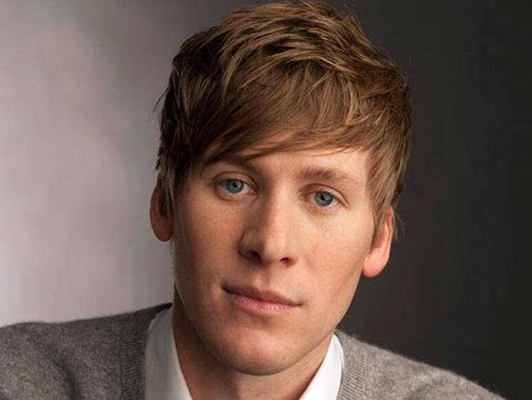 Love Tom Daleys Boyfriend 5 Facts About Dustin Lance Black Yourtango 0065