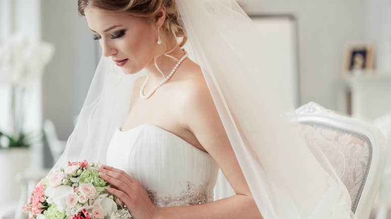 Wedding Guest Told To Apologize To The Bride For Wearing An Attention