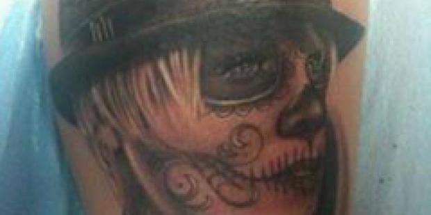 Carey Harts Tattoo Of A Very Dead Pink Yourtango