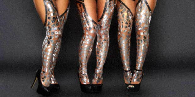 The Black Tape Project Puts Models In Duct Tape Clothes Yourtango 1560